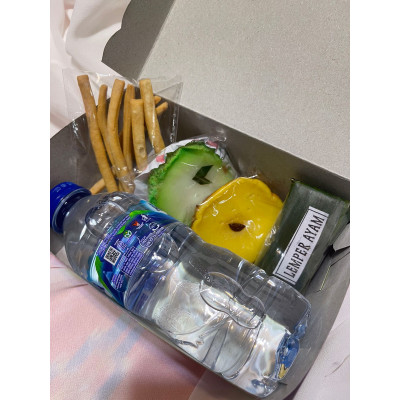 NTB Mall:E-Commerce NTB - Snack Box